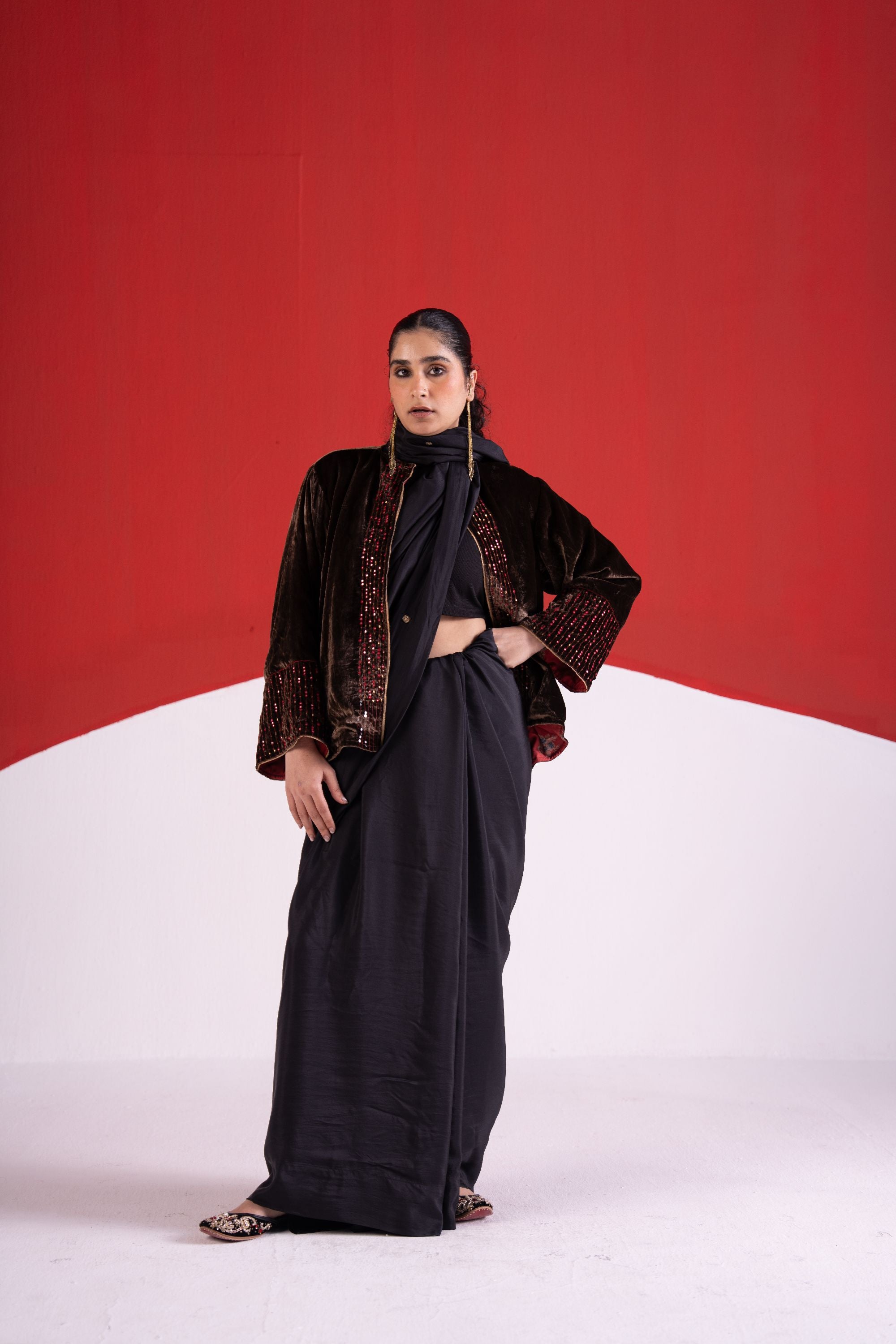 Fiza black dabka pitta and thread work silk saree